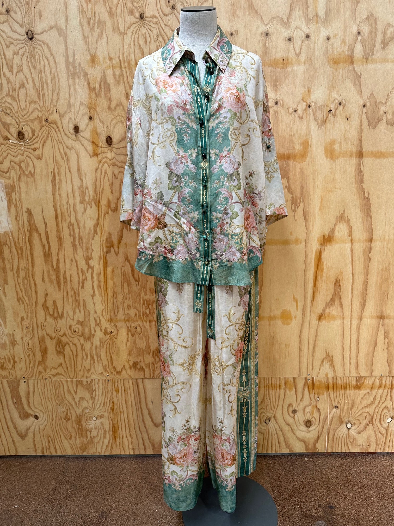 ZIMMERMANN SET SOFT GREEN VINTAGE FLORAL - SIZE 3 – Cercle Lifestyle